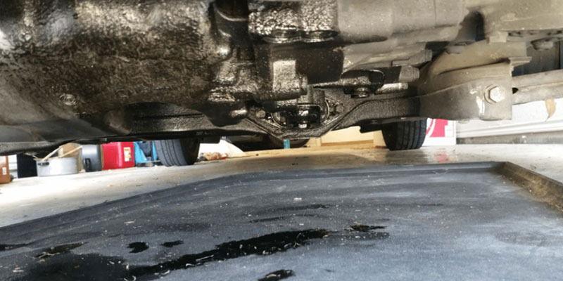 Rear Main Seal Leak Symptoms and Causes